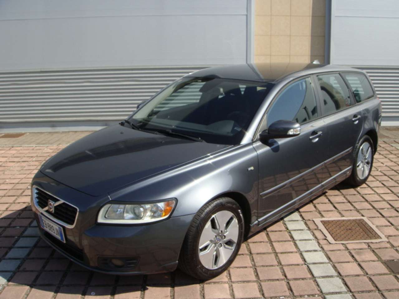 VOLVO V50 16 D DRIVEE SW UNICO PROPRIETARIO - Auto | Auto usate km 0 ...